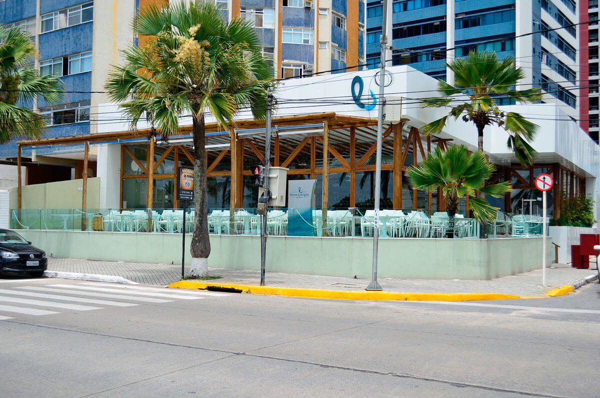 Restaurante de frutos do mar na Av. Boa Viagem | Praia - Entre Amigos Praia